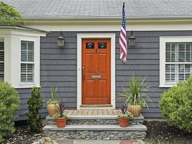 house with 2 bedroom, Warren RI ES103222195