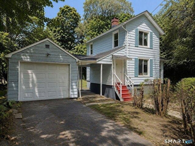 house with 2 bedroom, Waterbury CT DLS102799140