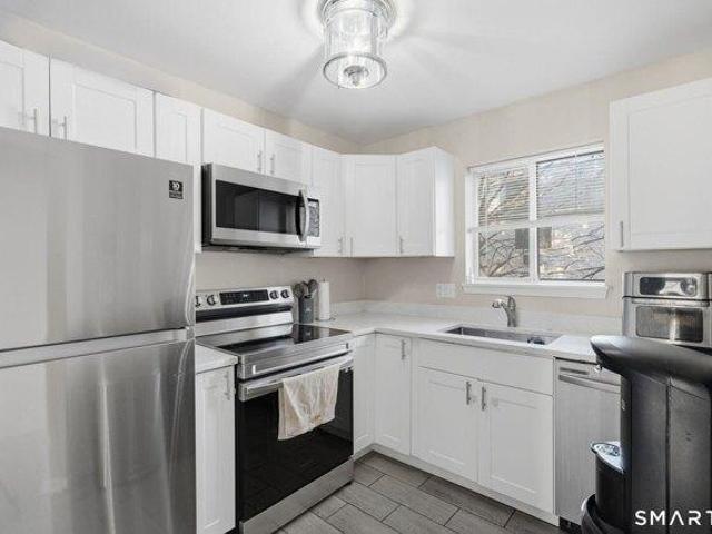 house with 2 bedroom, Waterbury CT DS102216106