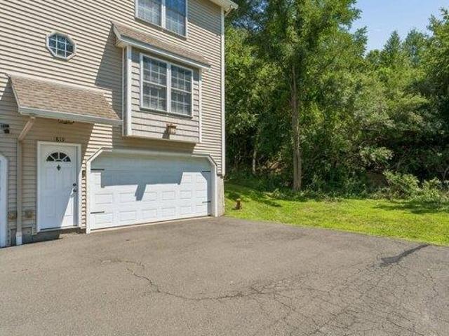 house with 2 bedroom, Waterbury CT DS104479931