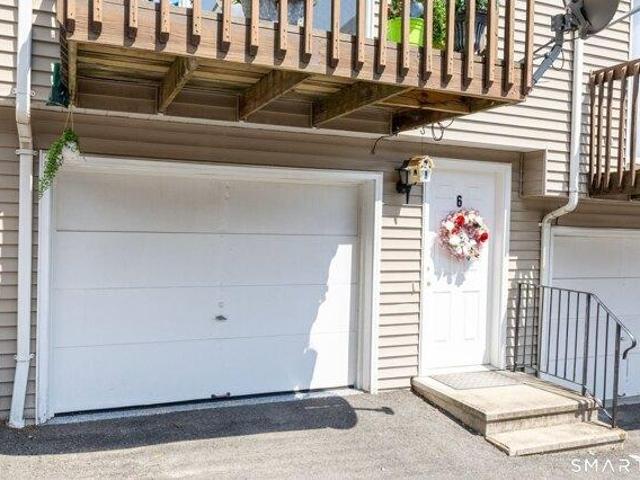 house with 2 bedroom, Waterbury CT DS104236337
