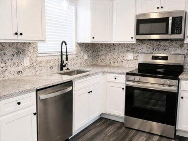 house with 2 bedroom, Waterbury CT DS104266229