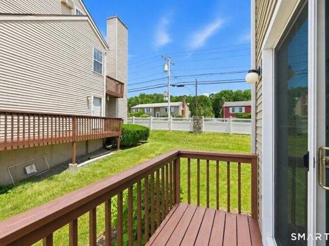 house with 2 bedroom, Waterbury CT ES104605112