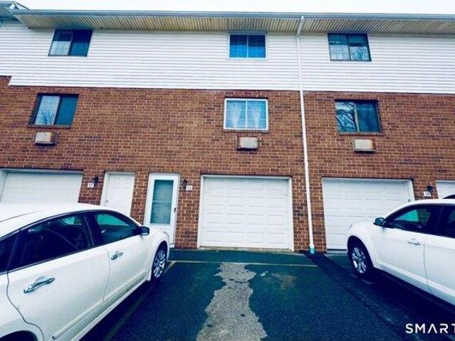 house with 2 bedroom, Waterbury CT ES104833423