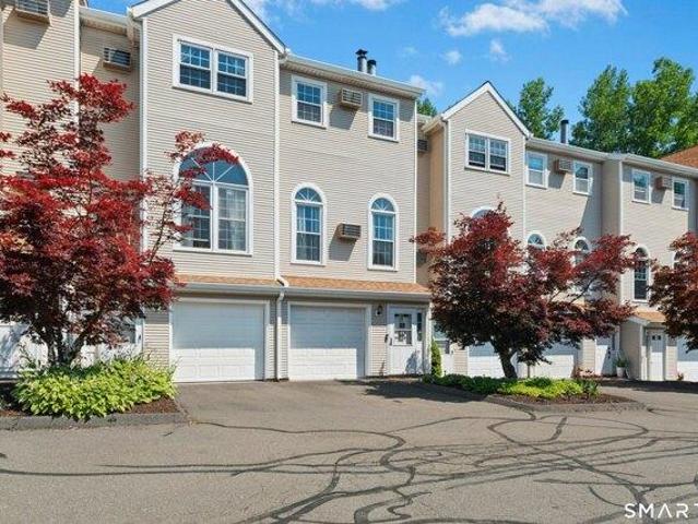 house with 2 bedroom, Waterbury CT ES105125809