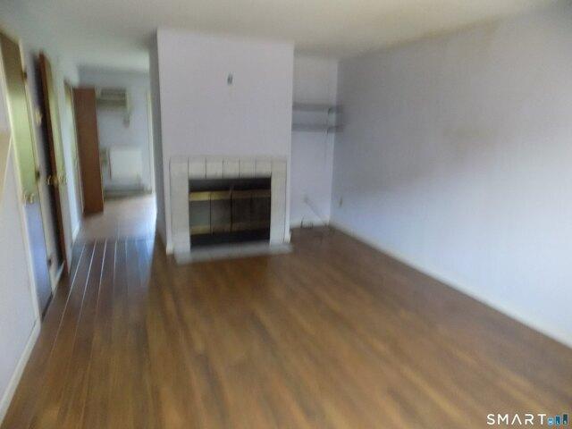 house with 2 bedroom, Waterbury CT ES105140828