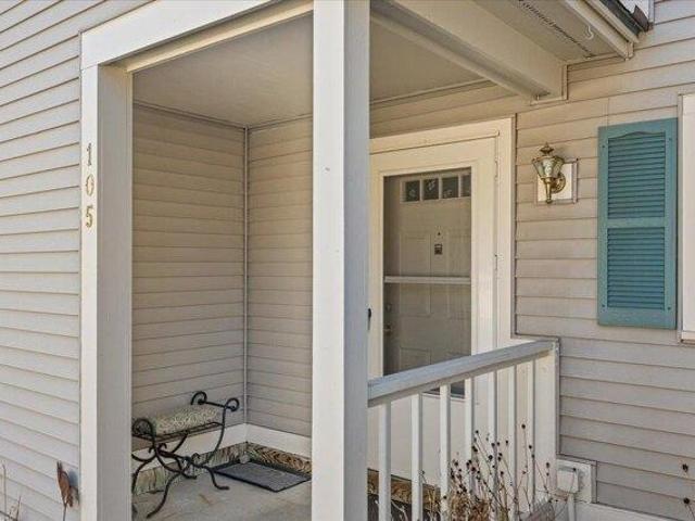 house with 2 bedroom, Waterbury VT DLS102824099