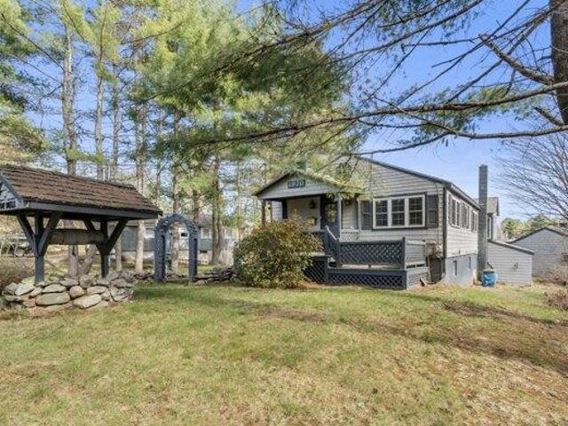house with 2 bedroom, Waterboro ME DLS102729082