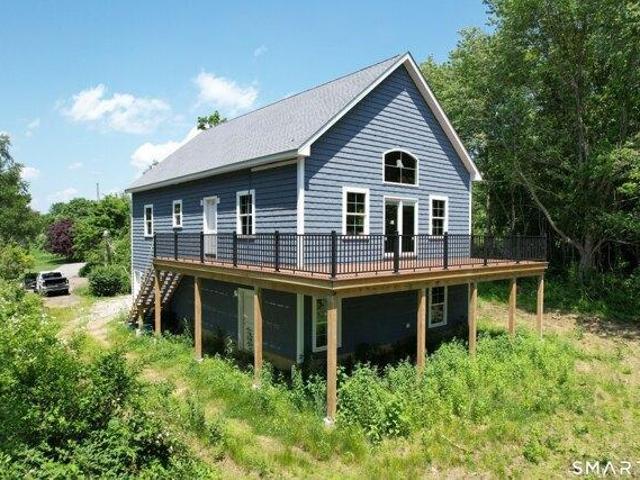 house with 2 bedroom, Waterford CT DS104188219