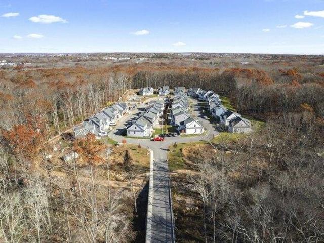 house with 2 bedroom, Waterford CT ES104265901
