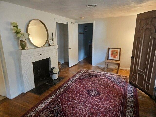 house with 2 bedroom, Wayland MA ES104852751