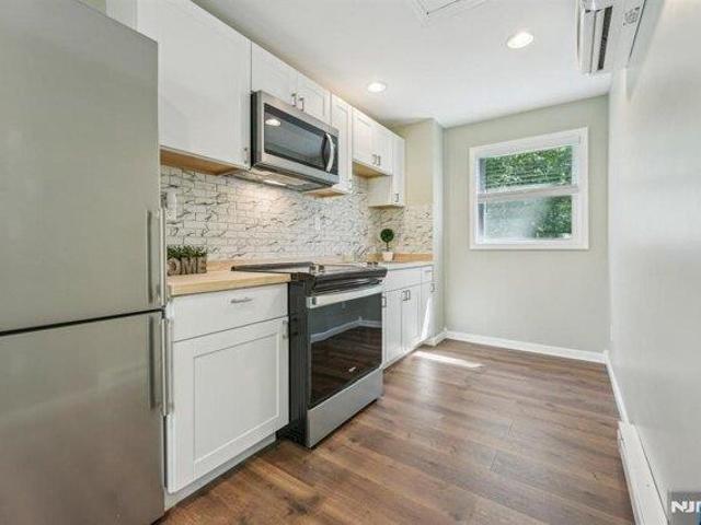 house with 2 bedroom, Wayne NJ DS101999285