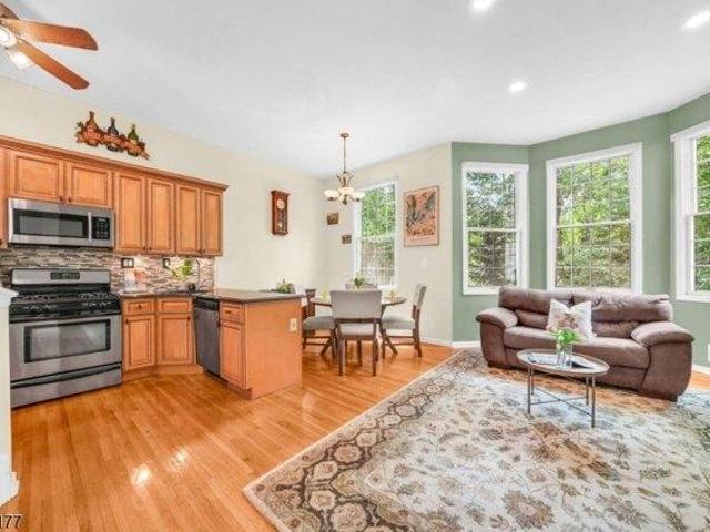 house with 2 bedroom, Wayne NJ ES104408692