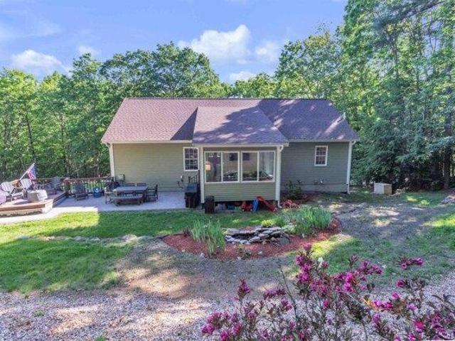 house with 2 bedroom, Weare NH DS103161548