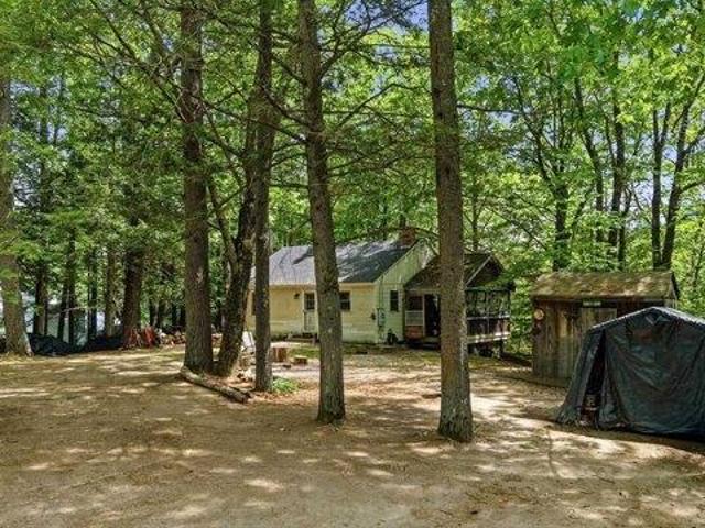 house with 2 bedroom, Weare NH DS103620054
