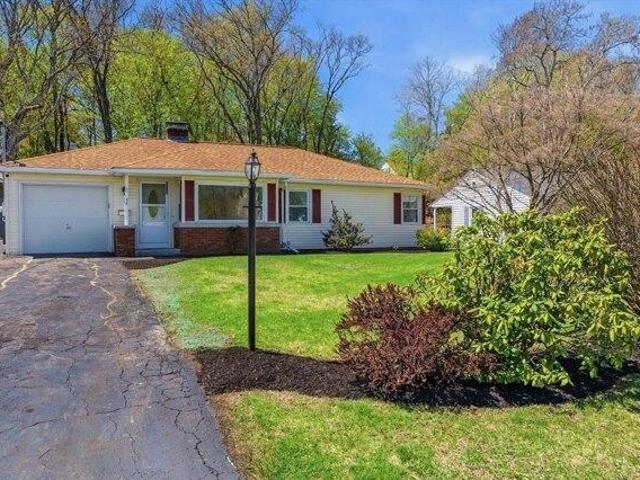 house with 2 bedroom, Webster MA DLS102411306