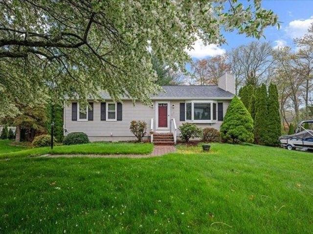 house with 2 bedroom, Webster MA DLS102591664