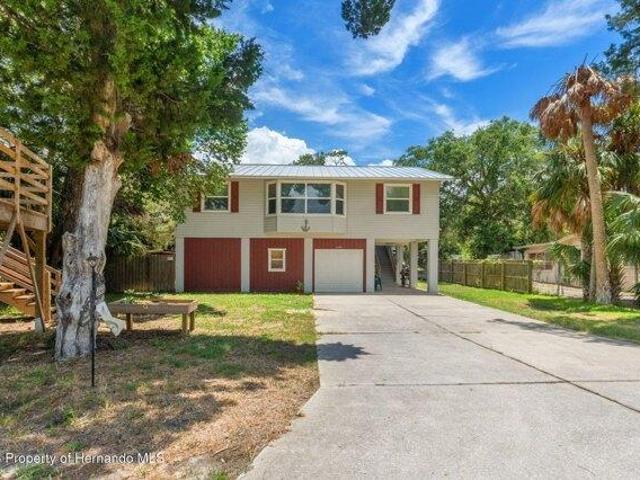 house with 2 bedroom, Weeki Wachee FL DLS92524569