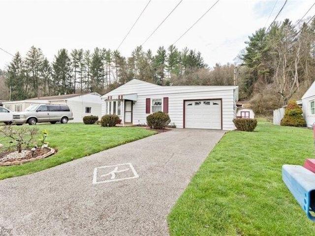 house with 2 bedroom, Weirton WV DLS89411564