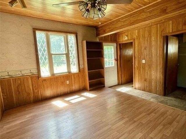house with 2 bedroom, West Middlesex PA DS89198816