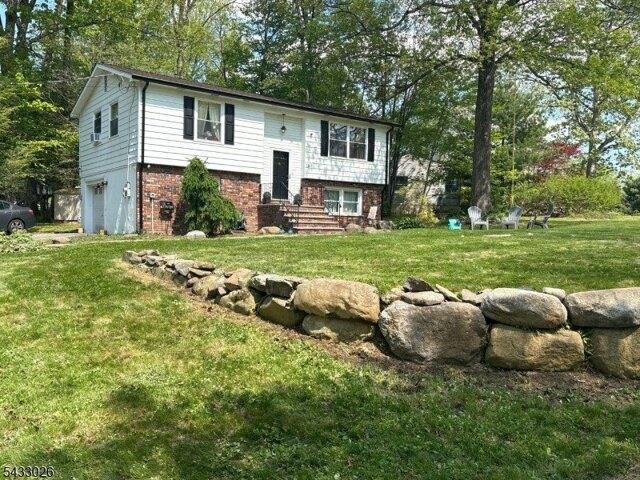 house with 2 bedroom, West Milford NJ DLS102729242
