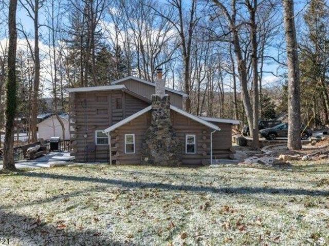 house with 2 bedroom, West Milford NJ DLS102762400