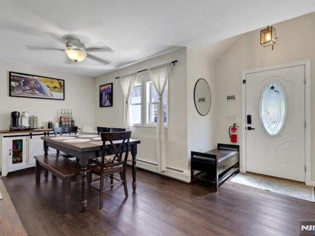 house with 2 bedroom, West Milford NJ DLS102827849