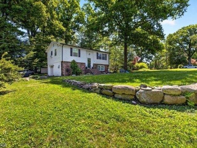 house with 2 bedroom, West Milford NJ DS104477904