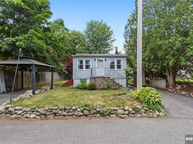 house with 2 bedroom, West Milford NJ ES104831142