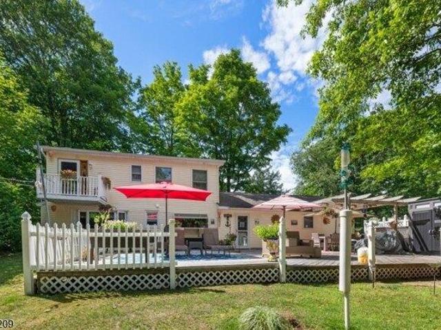 house with 2 bedroom, West Milford NJ ES105681905