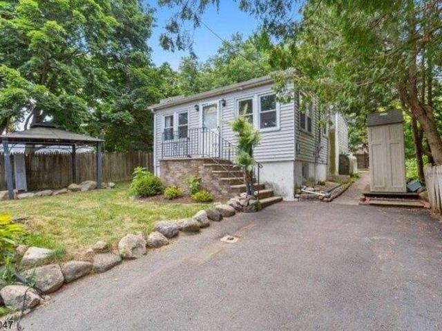 house with 2 bedroom, West Milford NJ ES105143505