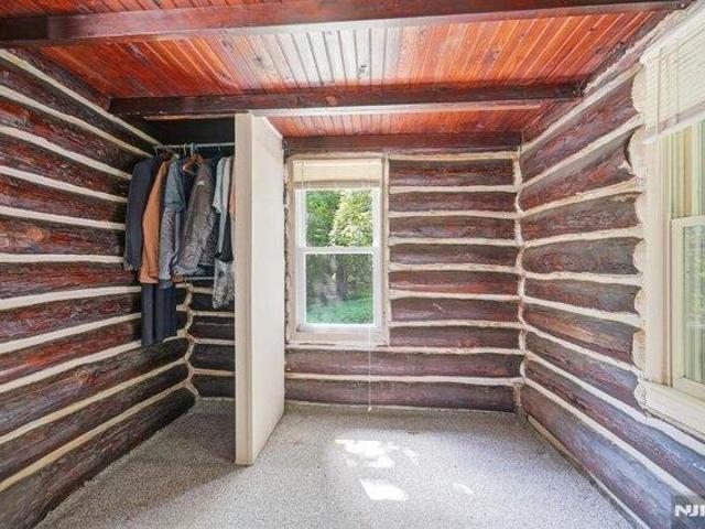 house with 2 bedroom, West Milford NJ ES105175669