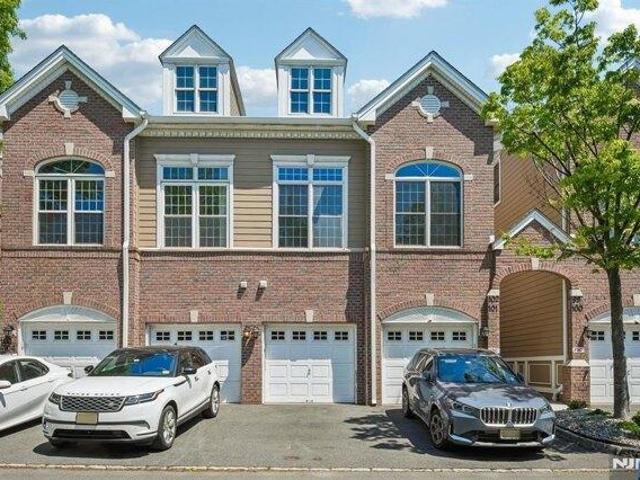 house with 2 bedroom, West New York NJ DLS102826214