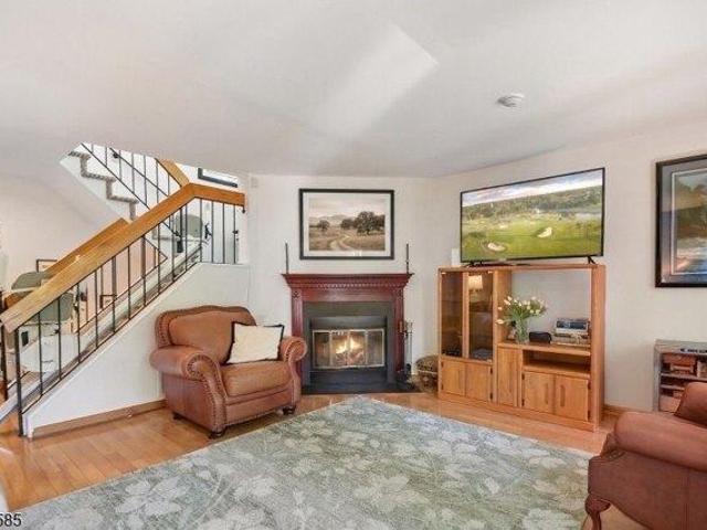 house with 2 bedroom, West Orange NJ DS104235533