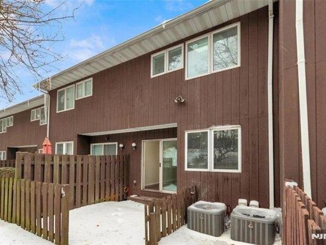 house with 2 bedroom, West Orange NJ ES104189478