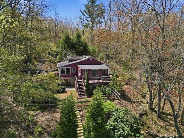 house with 2 bedroom, West Brookfield MA DLS102634968