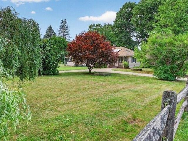 house with 2 bedroom, West Brookfield MA ES105191943