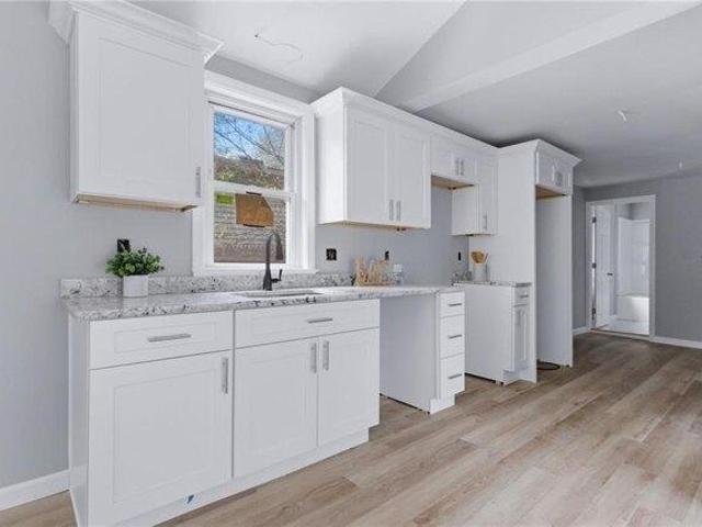 house with 2 bedroom, West Greenwich RI DLS103017109