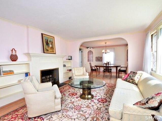 house with 2 bedroom, West Hartford CT DLS101897590