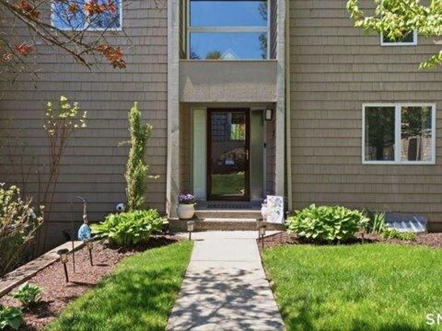 house with 2 bedroom, West Hartford CT DLS102218881