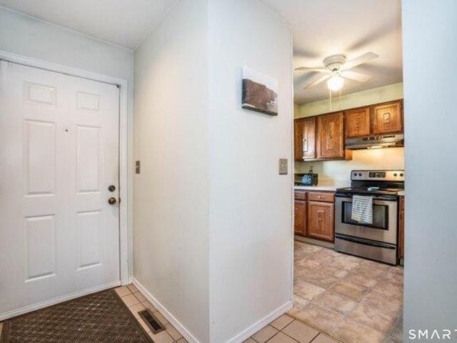 house with 2 bedroom, West Hartford CT DLS102584734