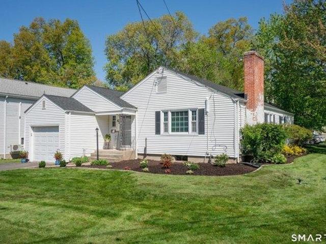 house with 2 bedroom, West Hartford CT DLS103073482