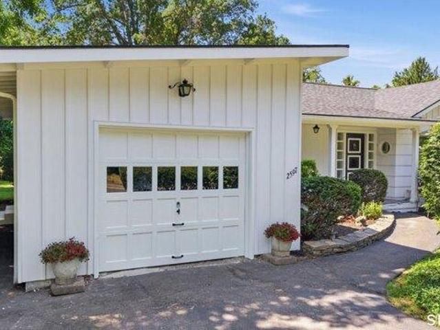 house with 2 bedroom, West Hartford CT ES104112940