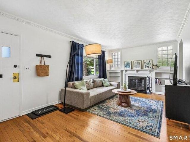 house with 2 bedroom, West Hartford CT ES105123185