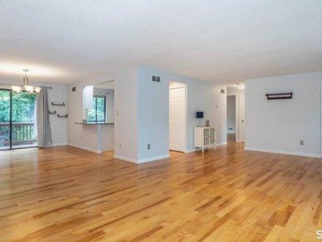house with 2 bedroom, West Hartford CT ES105156061