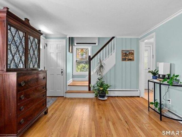 house with 2 bedroom, West Hartford CT ES105159189