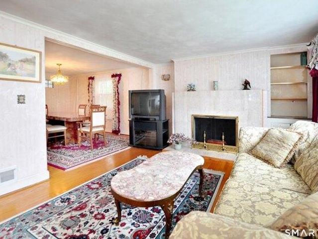 house with 2 bedroom, West Hartford CT ES105176196