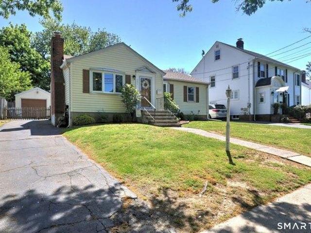 house with 2 bedroom, West Haven CT DLS102779646
