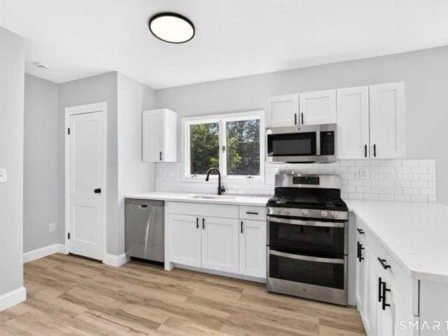 house with 2 bedroom, West Haven CT ES104906044