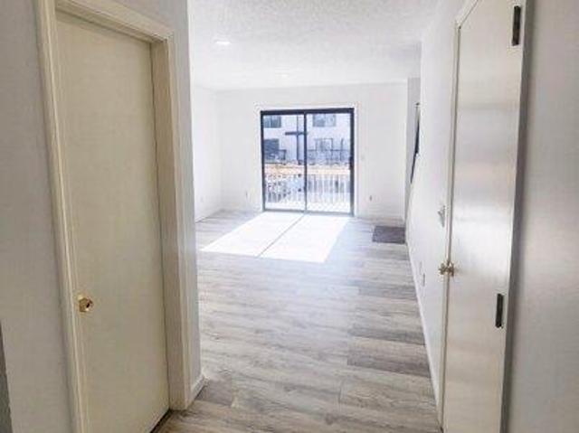 house with 2 bedroom, West Haven CT ES103434875